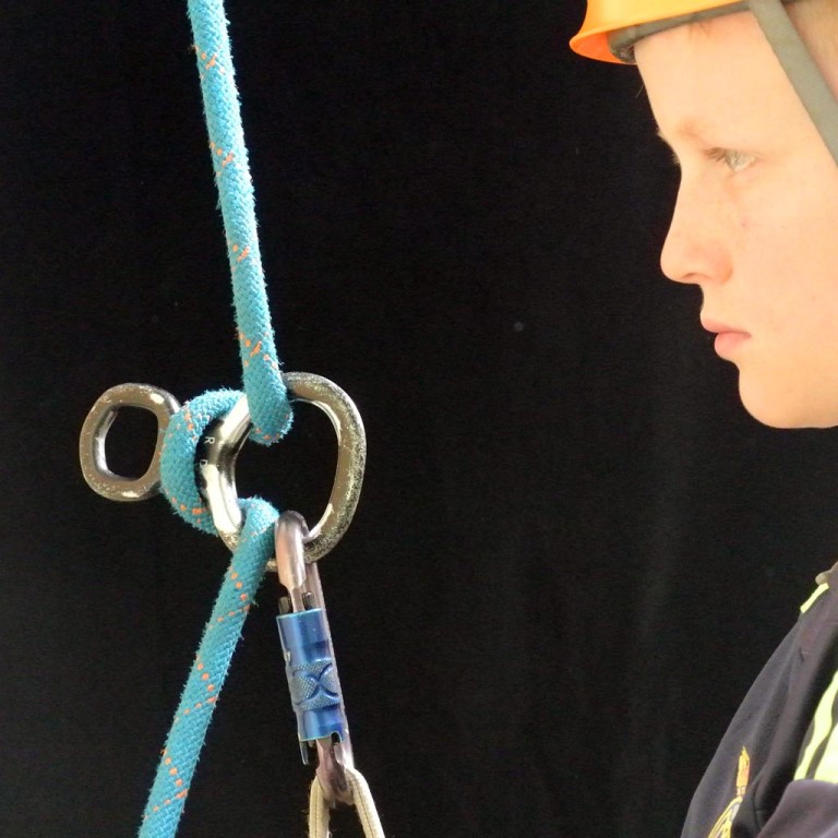 Figure-8 Descenders | RopeLab Online